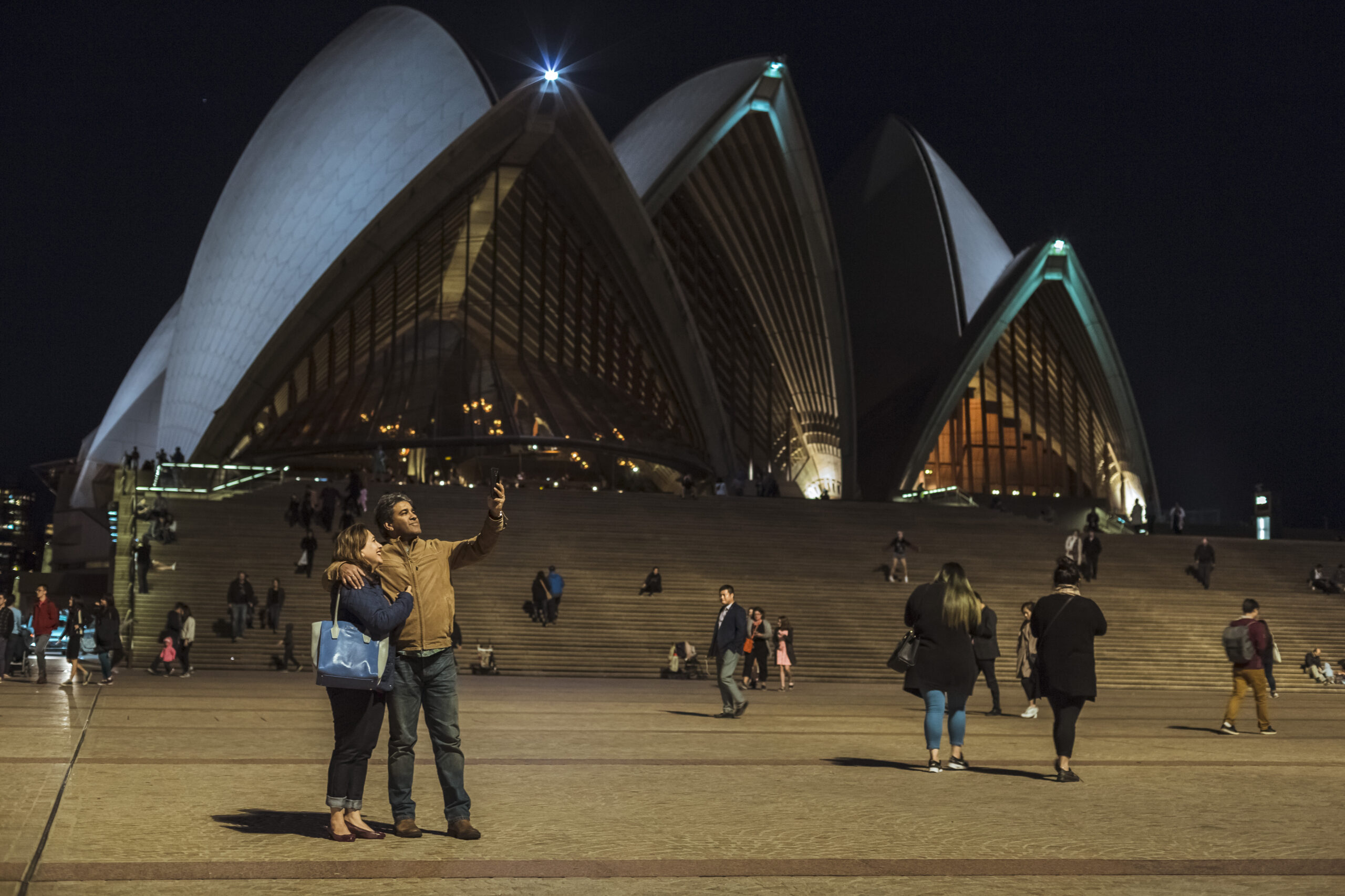 Sydney Opera House Forecourt, Sydney, NSW – NDYLIGHT Sydney Opera House Forecourt, Sydney, NSW – NDYLIGHT